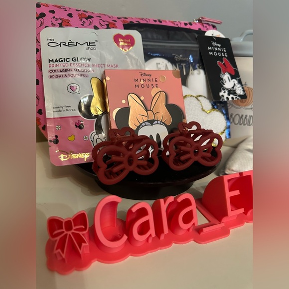 Disney | Makeup | Disney Minnie Mouse Beauty Collection Bundle | Poshmark